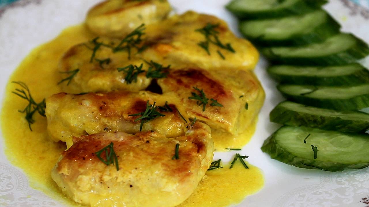 📌 Куриное филе в сметанном соусе с чесноком