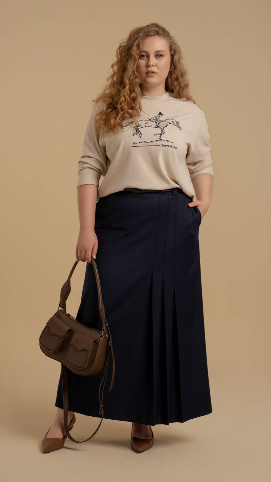 Образ с юбкой и лонгом от Deesses, вдохновлённый эстетикой конного спорта 💔