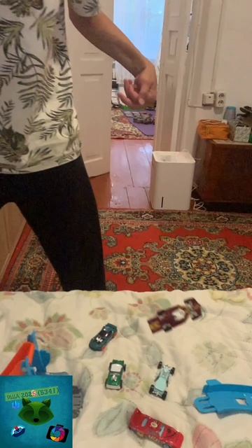 машинка взлетела и попала дальше на трассу