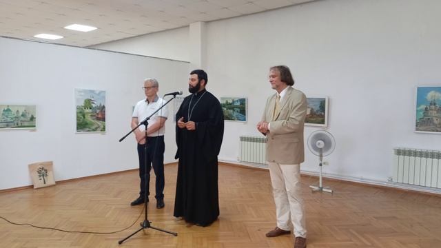 Вернисаж проекта #РусскаяАтлантида во Владикавказе. Иерей Игорь Кусов