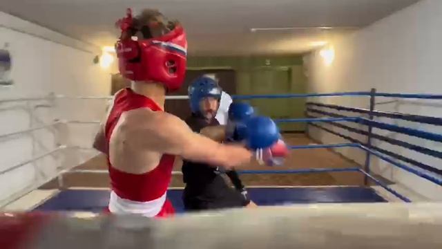 Тэквандо против бокса.По боксерским правилам.