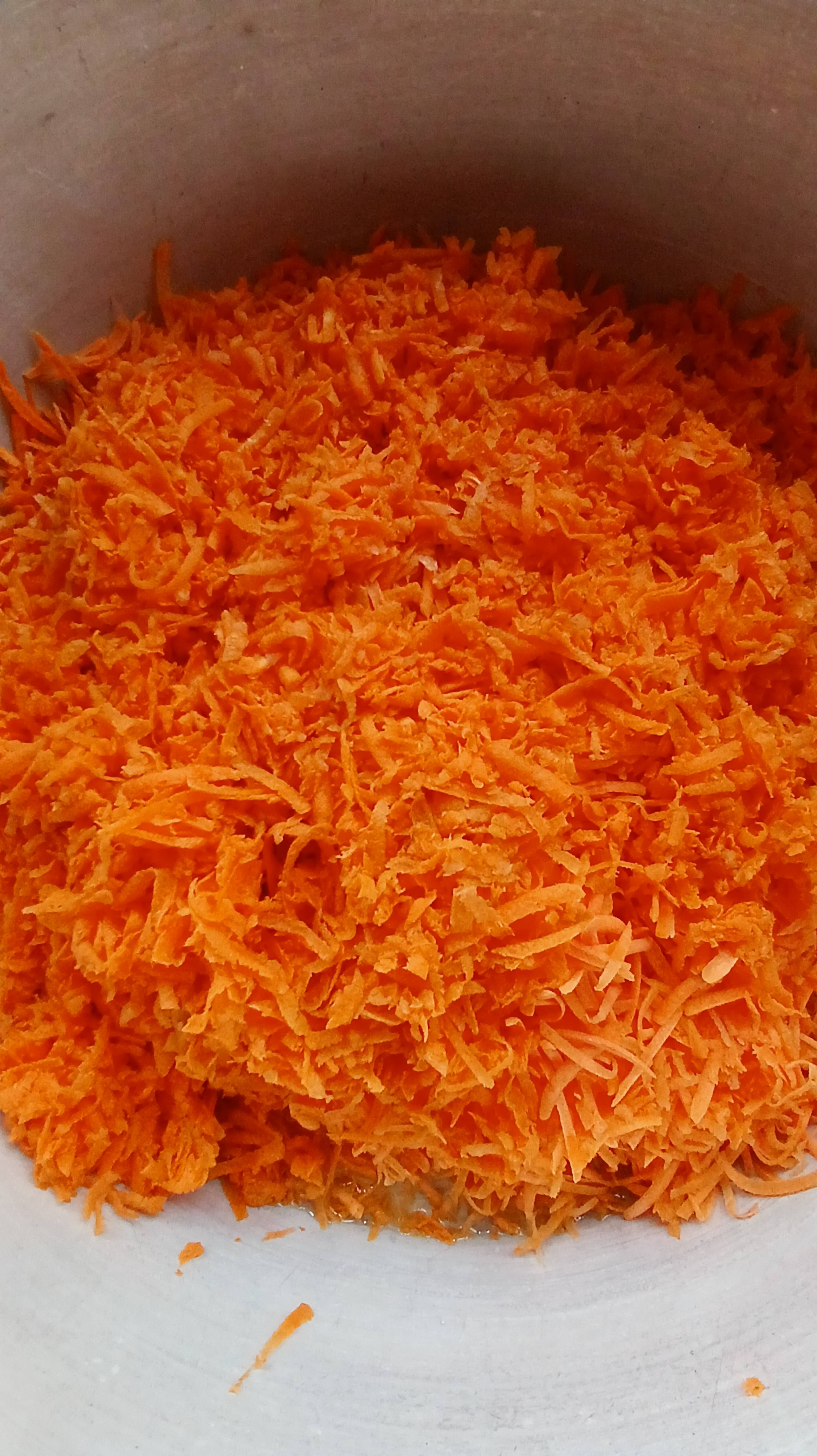 Мясорубка и комбайн. Что лучше и быстрее измельчает овощи?