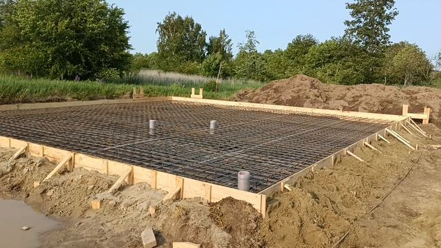 Этапы строительства дома на 188м² в поселке Янтарный Калининградской области от компании Амбер Хаус