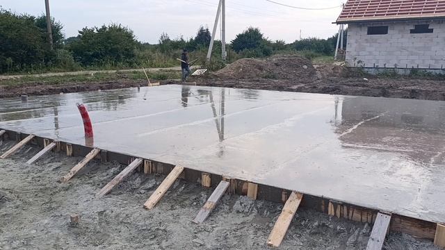 Этапы строительства дома на 109м² в г. Пионерский Калининградской области от компании Амбер Хаус