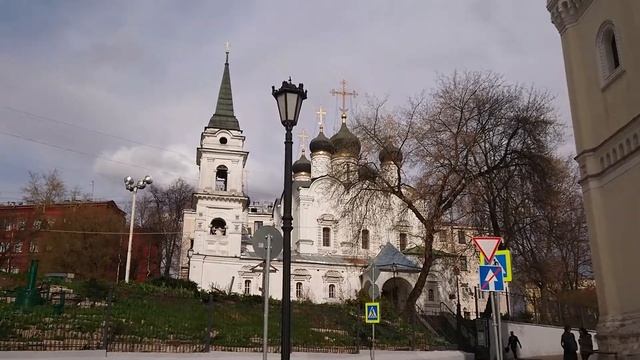 Соляные дворы и Ивановский монастырь