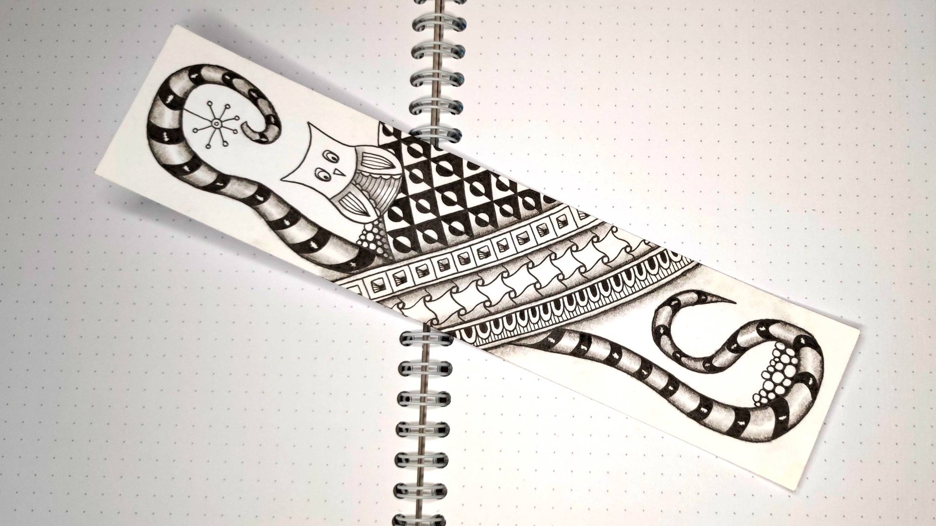 Закладка-раскраска Совушка в узорах