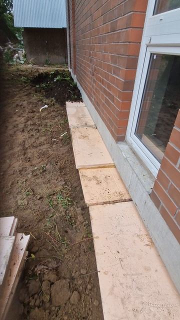 Не дай грунту замерзнуть.