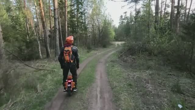Освоение моноколеса.