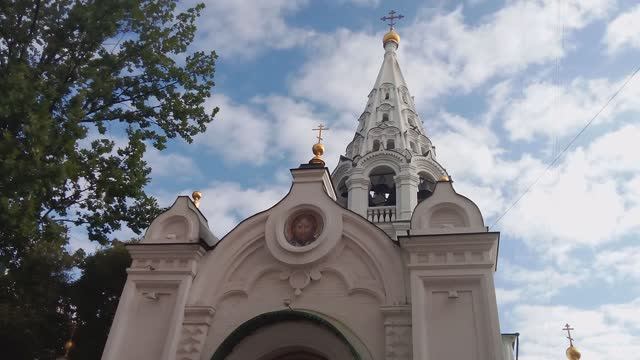 Церковь Спаса на Песках, Москва.