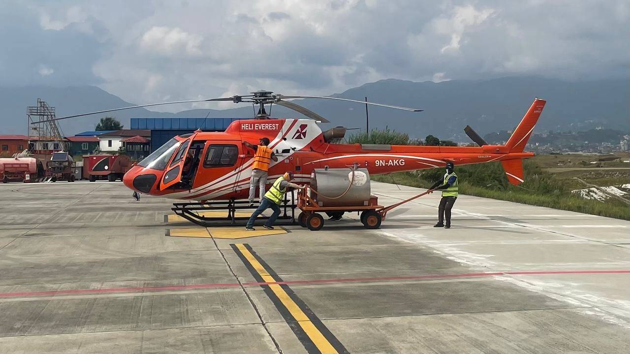 Экспедиция Клуба 8000  на Манаслу. перелет Катманду - Самагаон