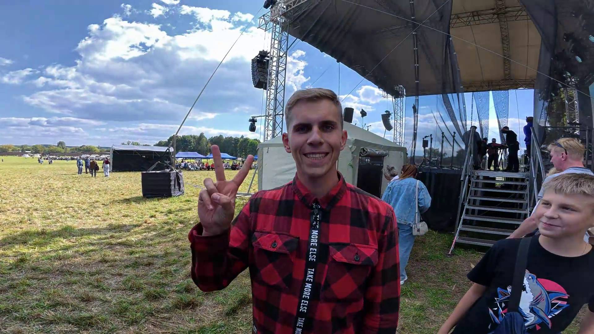 Атмосфера III Всероссийского военно-патриотического фестиваля "Сабуровская крепость".с.Сабурово. ч2