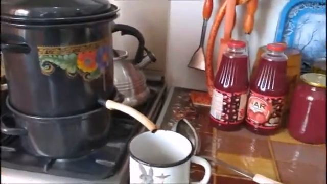 Сливовый сок! Делаем без удаления косточек! Соковарка!