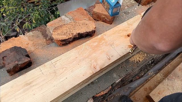 дача, стройка, крепим маурлат