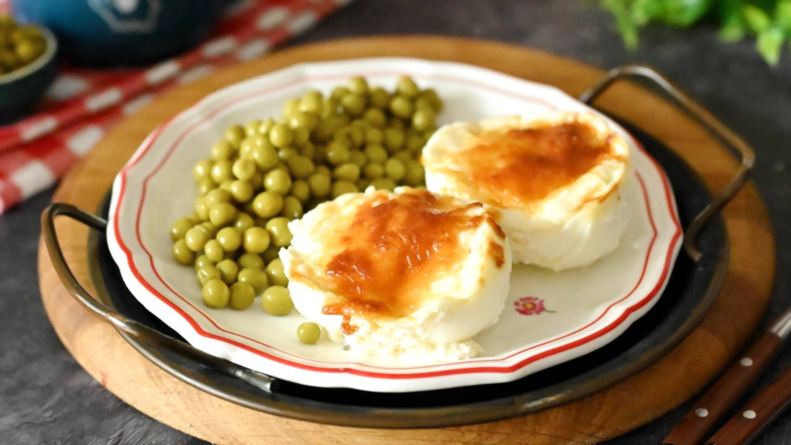 Запечённые ЯЙЦА в сметане под сырной корочкой — вы ещё так не пробовали!