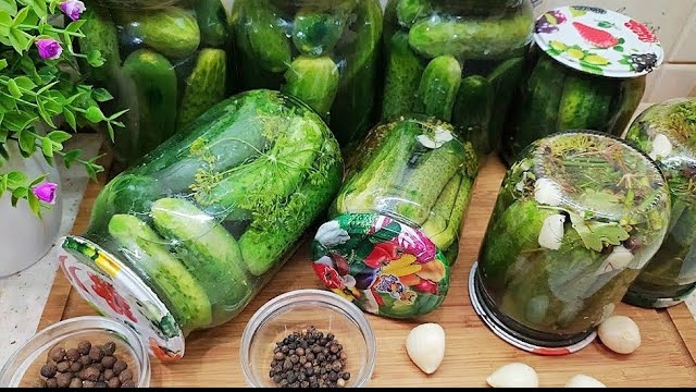 Маринованные огурчики на зиму в литровых банках! Рецепт обалденно вкусный!