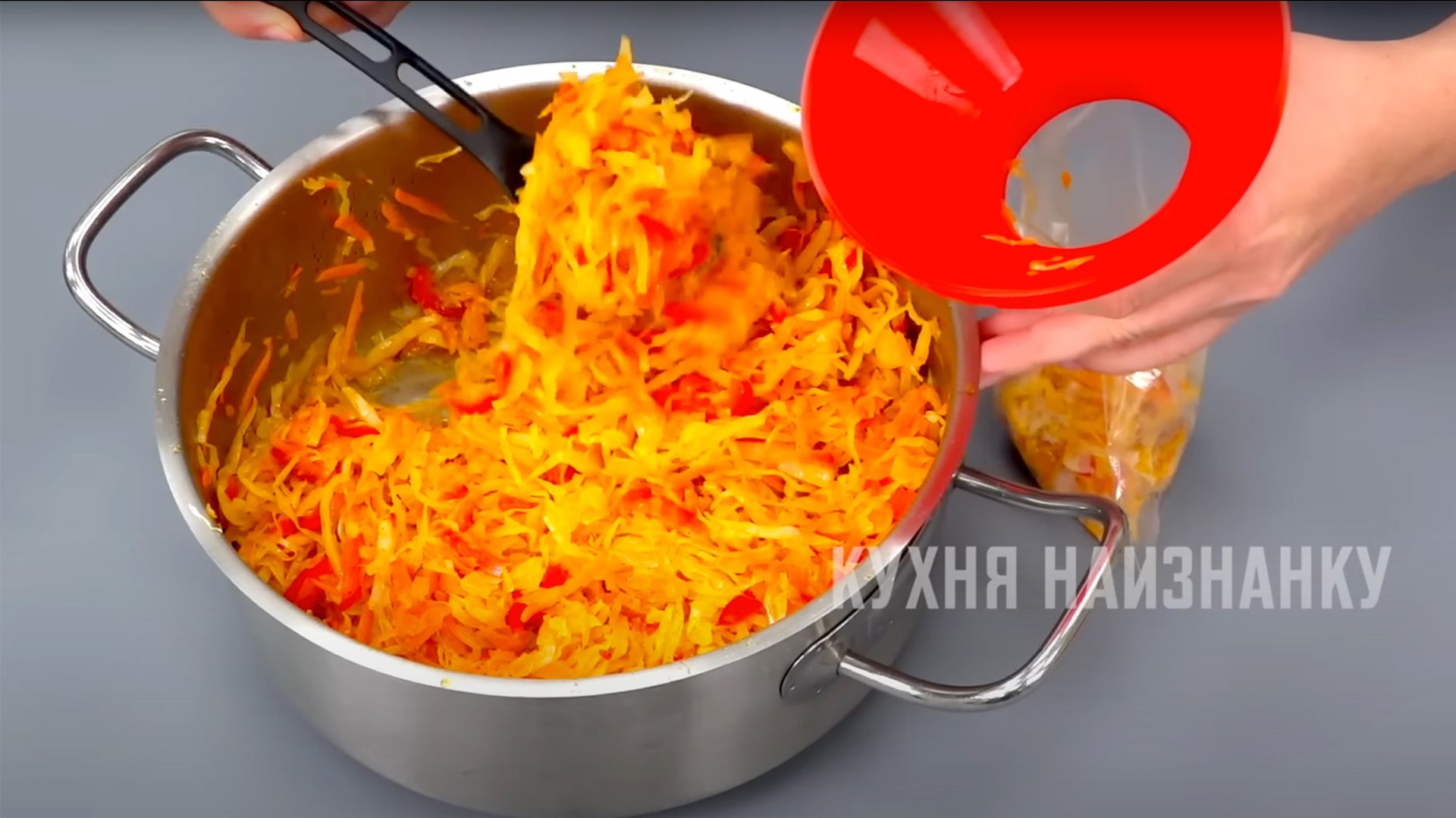 Нашла ещё способ заготовки супов на зиму! Как же удобно! И никаких банок! Все друзья уже так делают