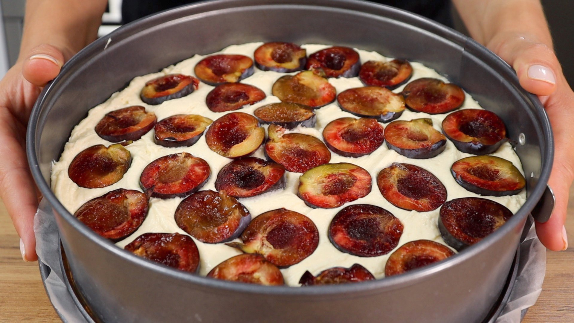 Ни разу не подвёл! Невероятно Нежное Тесто и Сочные Ароматные Сливы. ПИРОГ СО СЛИВАМИ к чаю