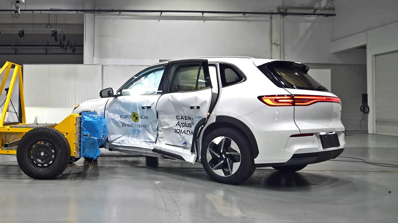 Краш-тест нового Geely EX5 2025 от Euro NCAP на CarMaps.Ru