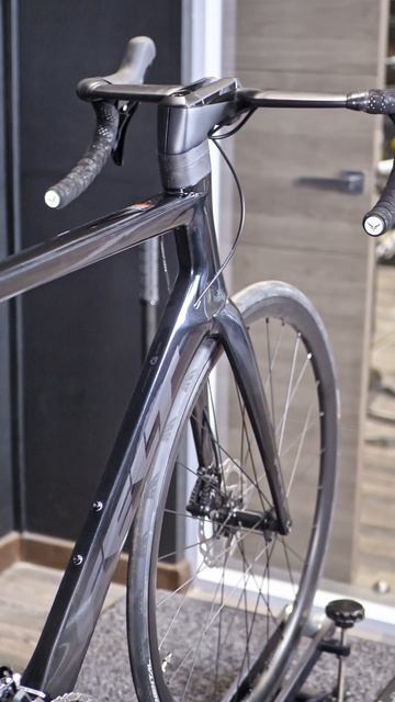 FELT AR  Advanced  Shimano 105