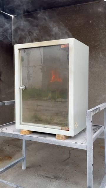 пиропластина