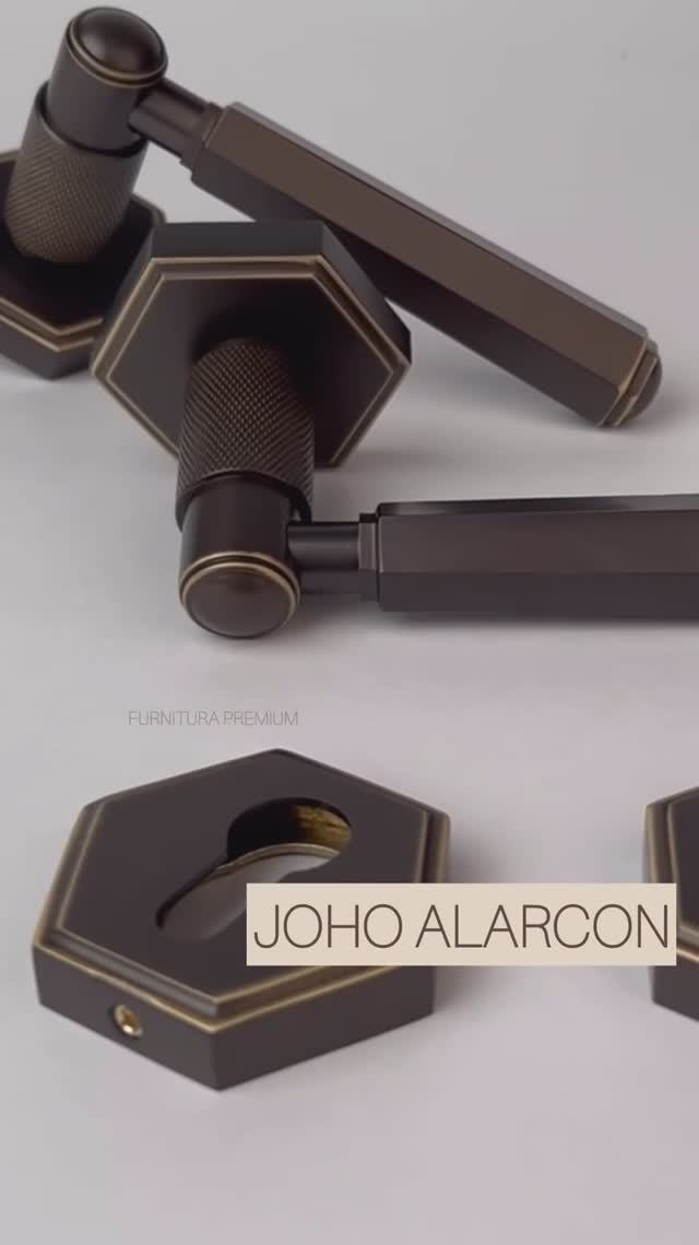 Неправильная дверная ручка может испортить эстетику двери| Joho Alarcon