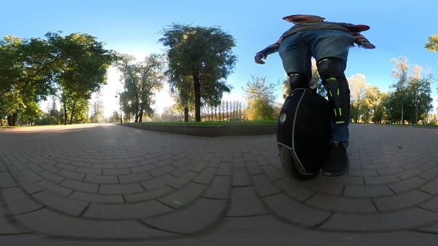 Через Парк Победы на моноколесе. 8 сентября 2025. Санкт-Петербург. Видео 360 градусов