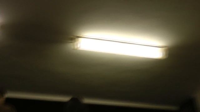 Знакомство прыжок на эскалаторе. Пикап. Пикап мастер.