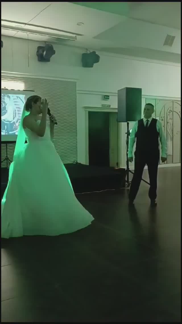 Какую песню можно спеть на свадьбе. Выступления наших клиентов под фонограмму ▶ FAML STUDIO