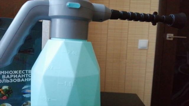 Получила в подарок аккумуляторный опрыскиватель