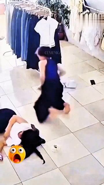 Бежала мышка