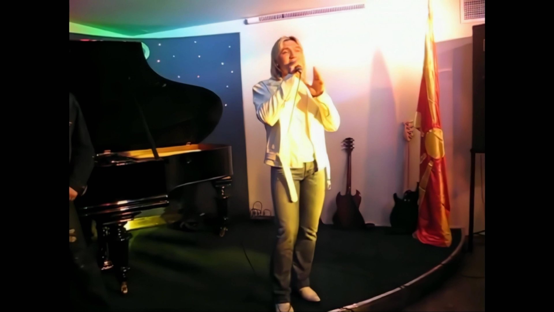 Пётр Елфимов - Eyes That Never Lie (Eurovision in Moscow. Macedonian party, 2009 г.)