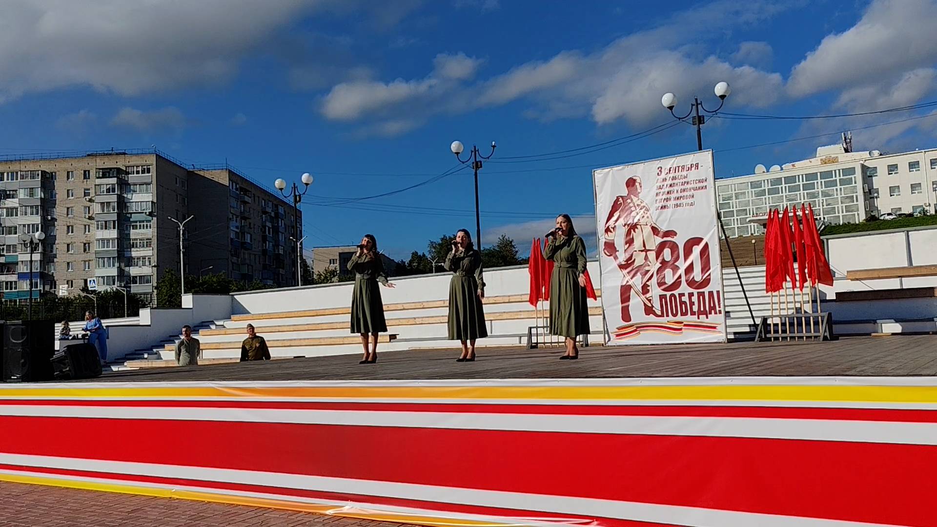 Песня «Огонёк», исполняет ДК «Восход»