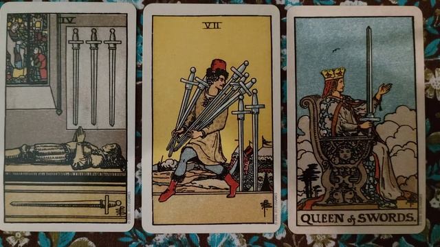 Карты Таро Уэйта. Знакомимся с сочетанием карт, показывающим неискреннюю скорбь.