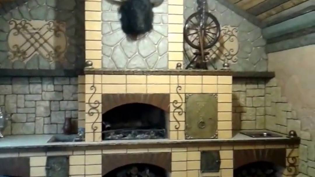 Зона барбекю камин кухня декор стен мастер Сергей Гриценко.