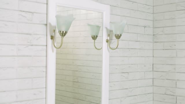 ЭЛЛИНА - 65 в цвете белый - комплект мебели для ванной комнаты, бренд ValenHouse