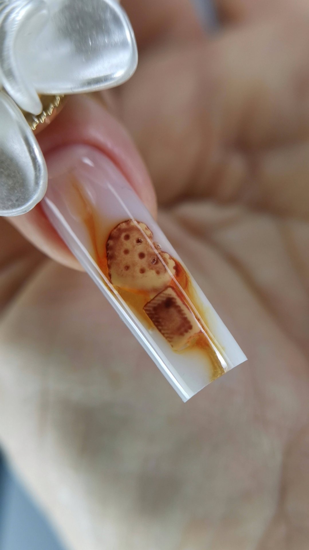 Ногти с печеньками. 
"Октябрь не страшен, если у тебя есть ПЕЧЕНЬКИ"