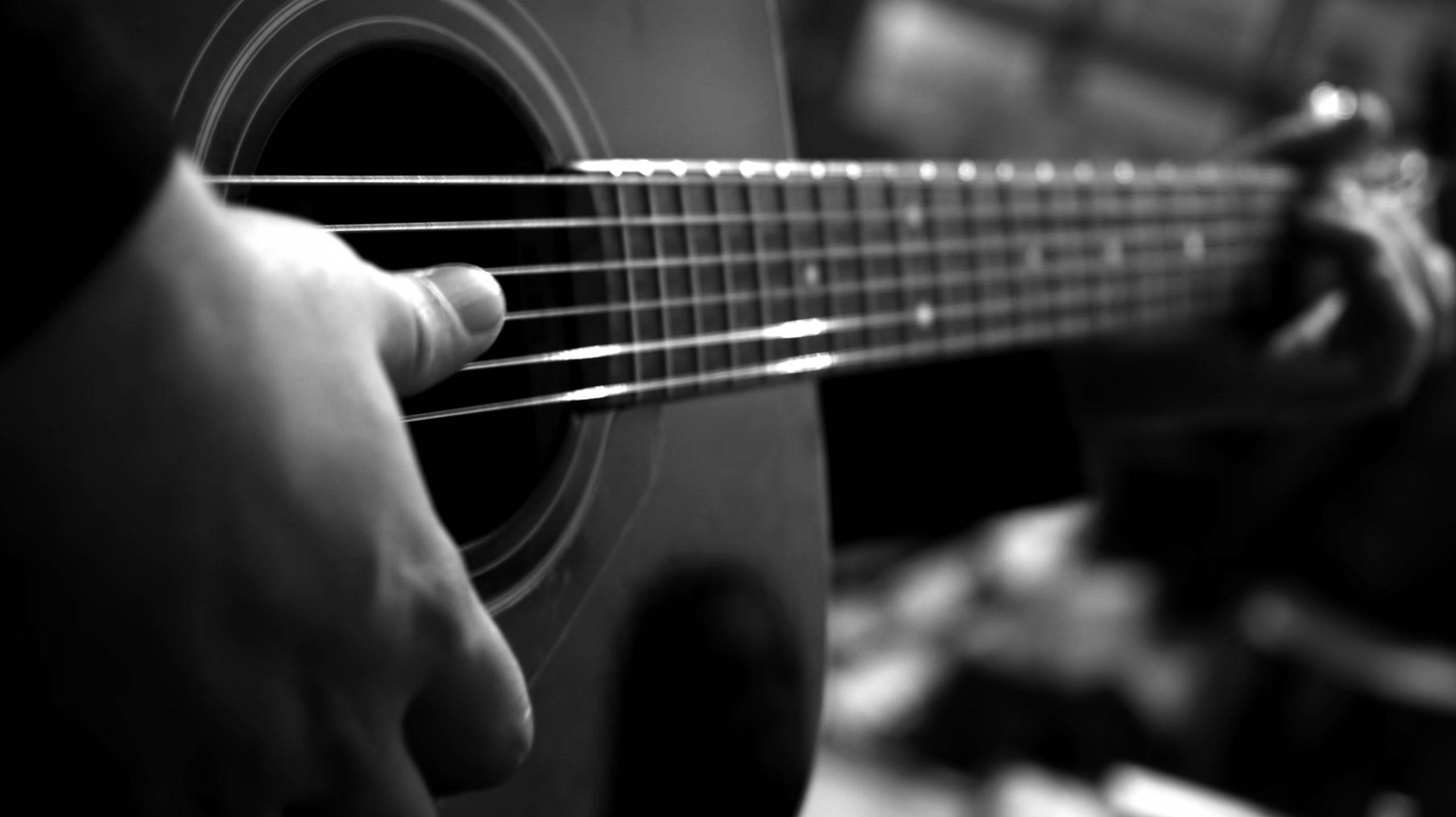 Д. КОЛОБОВ -(Я ПОТЕРЯТЬ ТЕБЯ БОЮСЬ) (Муз и слова Д. КООБОВ)