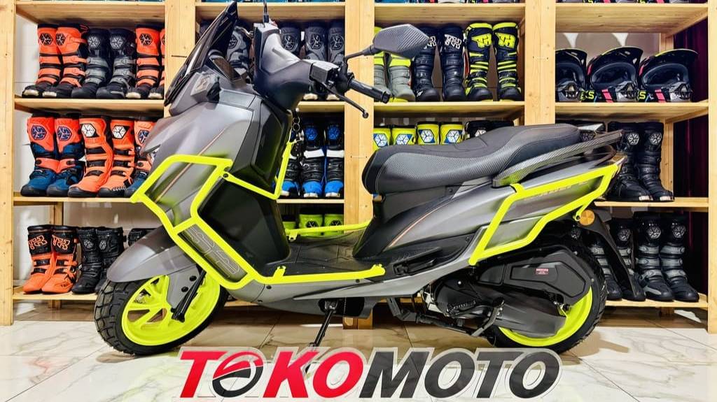 Скутеры BC SABER 2 200 CC ABS серо-салатовый