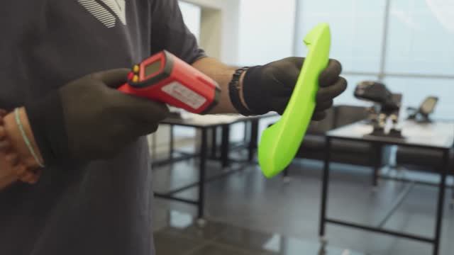 Кастом BMW X5 своими руками! Стрим по оклейке ручек 🚗✂️