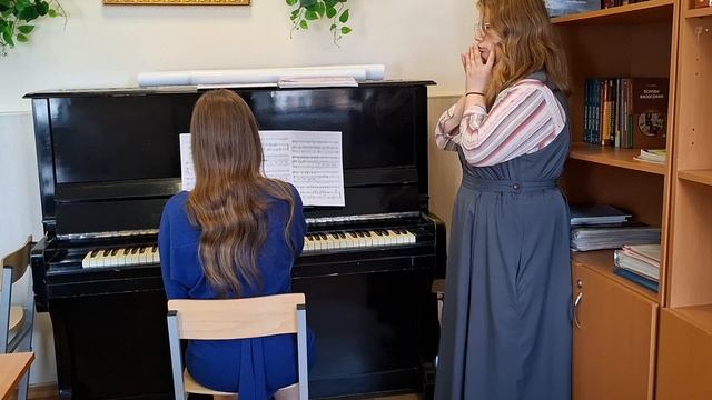 Распевание альта с большим голосом. Собираем звук