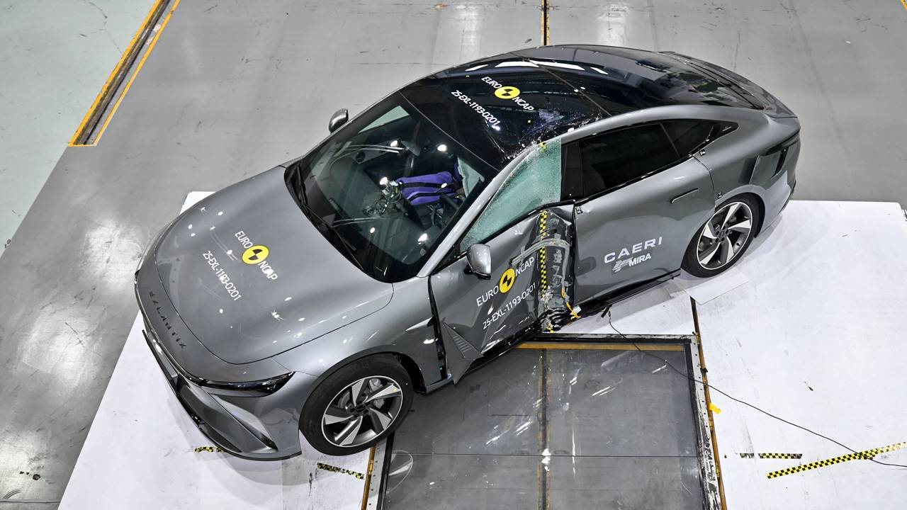 Краш-тест нового Exlantix ES 2025 от C-NCAP на CarMaps.Ru