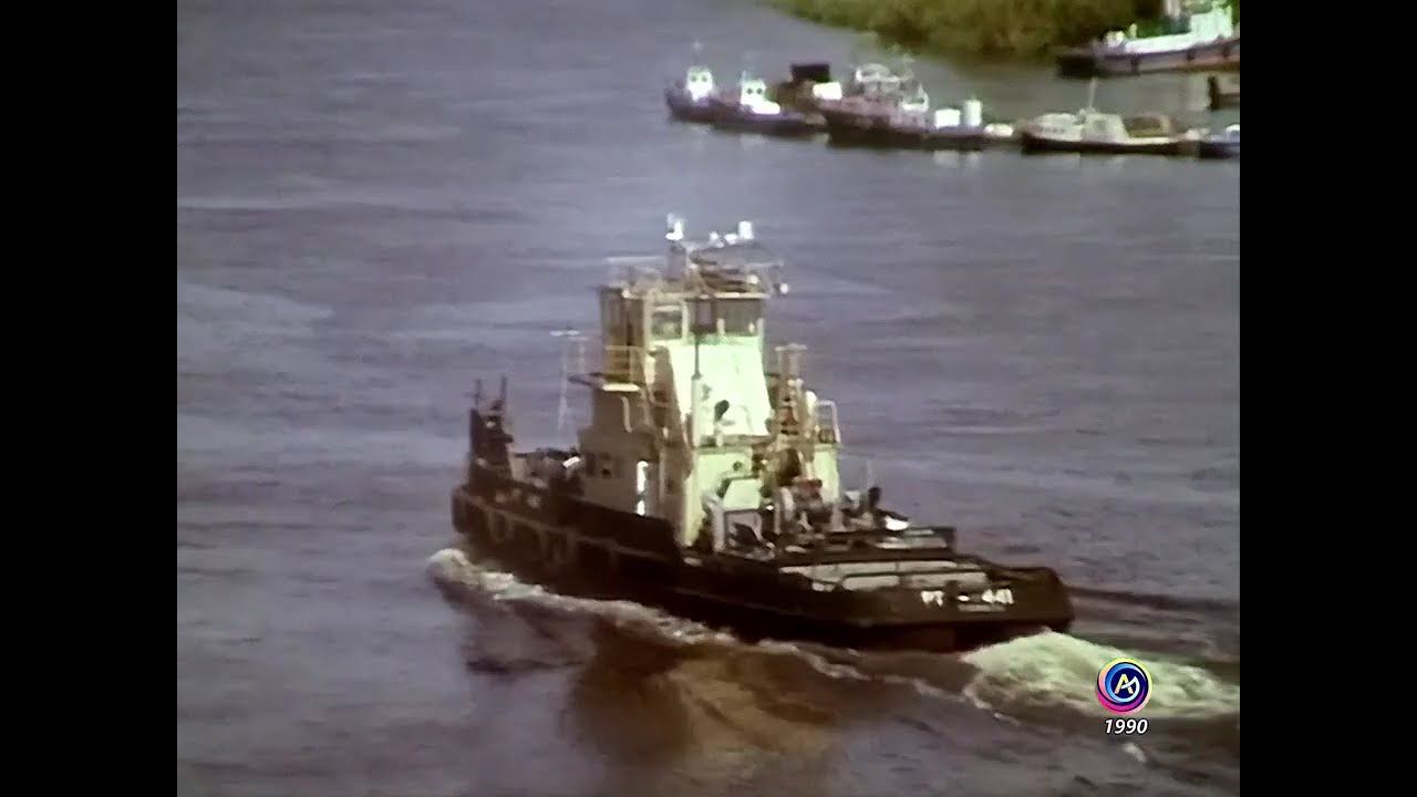 1990 год. Тюмень. По городу у реки.