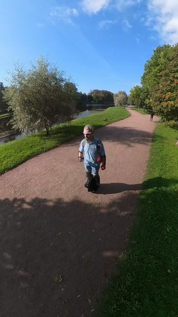 Приморский парк победы. Южный пруд. 10 сентября 2025 Санкт-Петербург. Поездка на моноколесе.