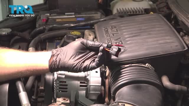 115. Как заменить жгуты проводов топливных форсунок мотора 4.7 на Jeep WJ (1999 - 2004)