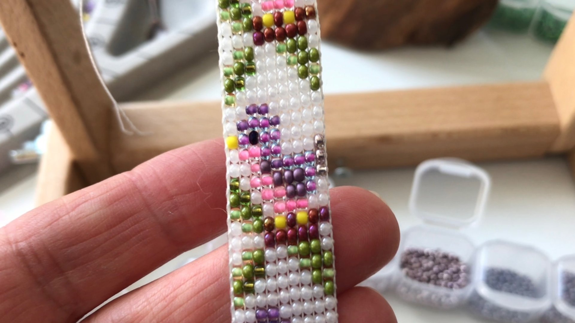 Браслет из бисера Птичка,  мастер класс , плетение на станке