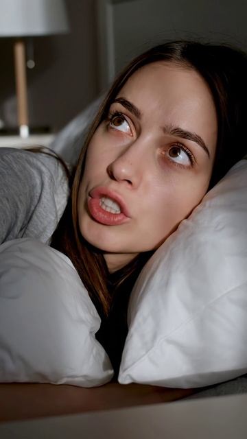 Анекдот - "Я опаздываю даже тогда.....".