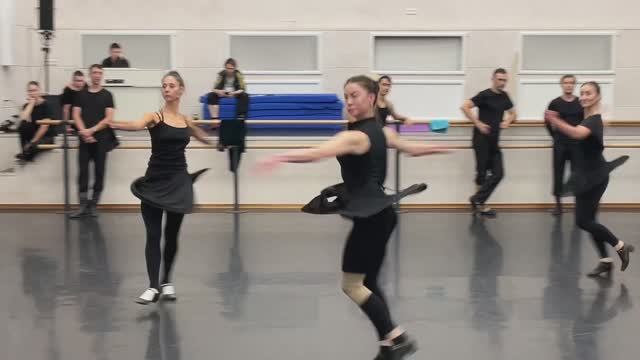 04-09-2025 ТЕХНИКА-ВРАЩЕНИЯ И ПРЫЖКИ