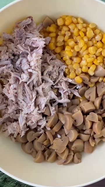 Легкий и вкусный салат #салат #рецепты #готовимдома #готовимвкусно