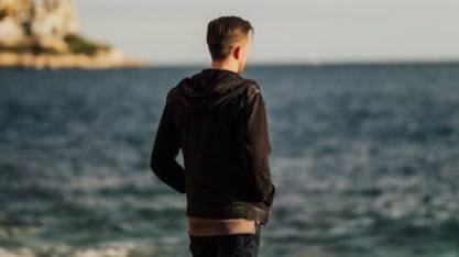 Промчалось лето,осень на пороге.-ст.Р.Мартысь,муз и вокал С.Велижанина,монтаж В.Зубковой