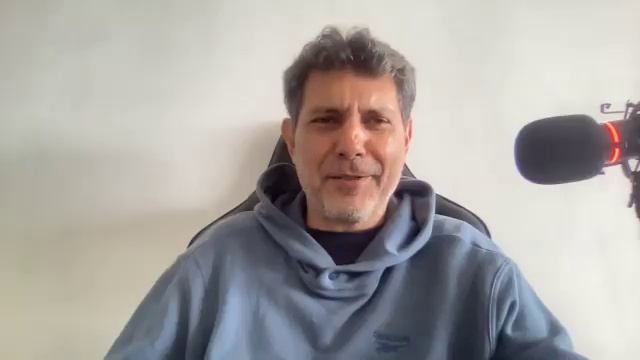 10-09-2025 Español - English - Russian